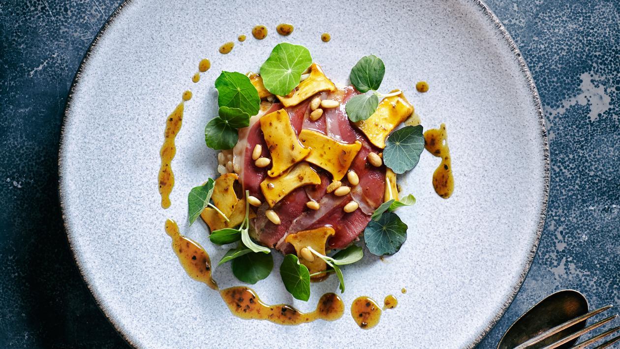 Wilde paddenstoelenrisotto met gerookte eendenborst - Recept Unilever ...